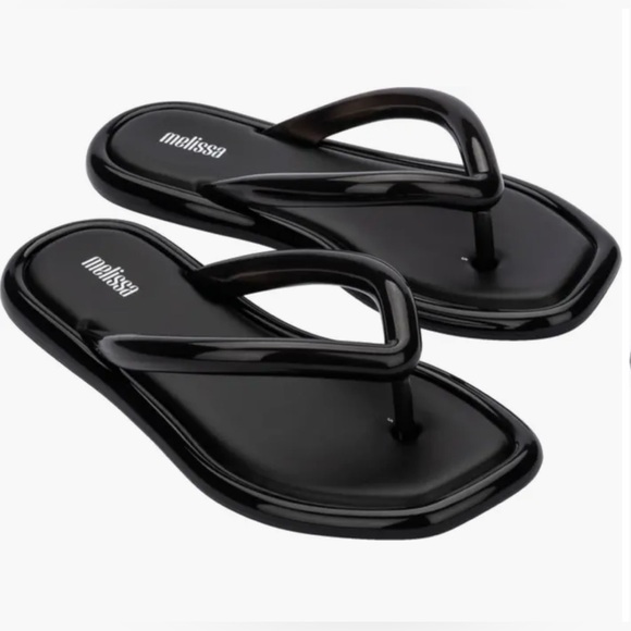 Melissa | Shoes | Melissa Air Bubble Flip Flops Black Sandals Size 7 ...